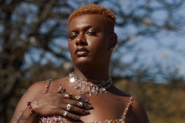Liniker anuncia criação de documentário sobre álbum 'Caju' - Billboard ...