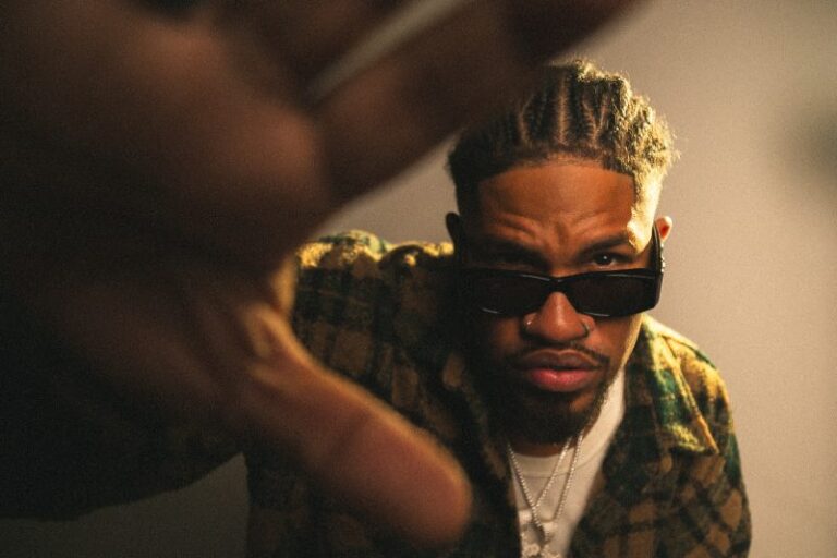 Luccas Carlos anuncia novo álbum; veja capa e tracklist - Billboard Brasil