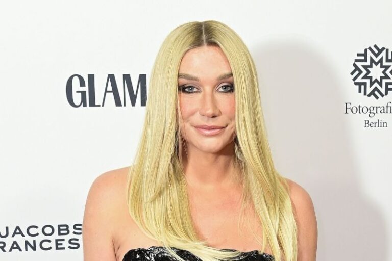 Kesha recebe críticas por suposto uso de IA na capa do single ...