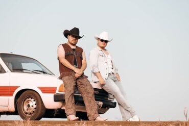 Conheça a dupla CountryBeat, reizinhos do agronejo