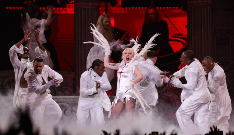 Lady Gaga fala pela 1ª vez sobre show em Copacabana: 'Achei que fosse ...