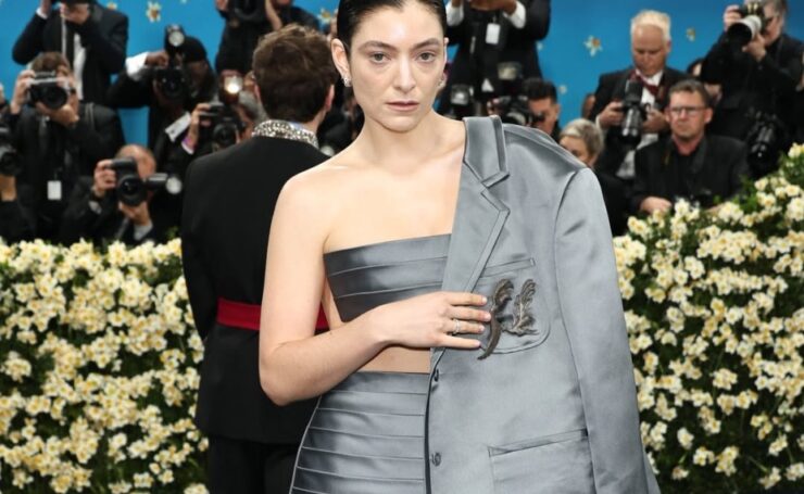 'Virgin': Vestido de Lorde no MetGala era spoiler de novo álbum - Billboard Brasil