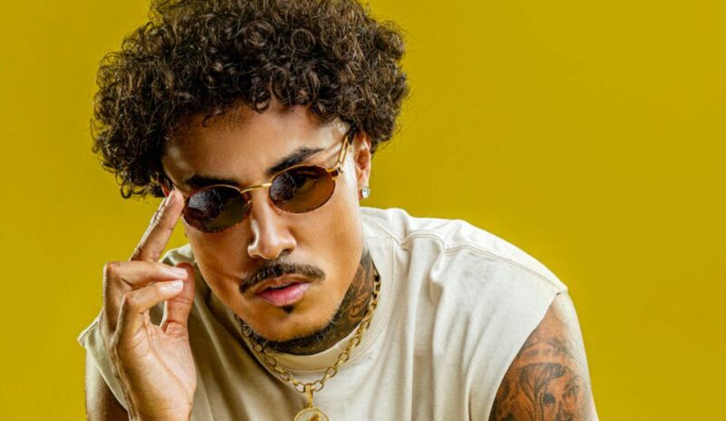 MC Livinho alcança o top 1 na Turquia com 'Vidrado em Você'