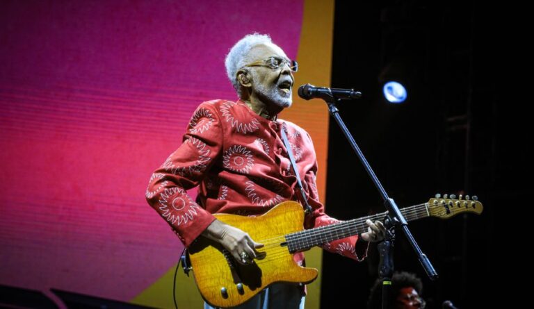 Como foi o show de Gilberto Gil em Curitiba com a turnê 'Tempo Rei ...