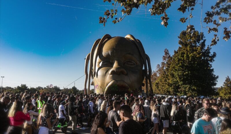 Tragédia no Astroworld, festival de Travis Scott, ganha documentário na ...