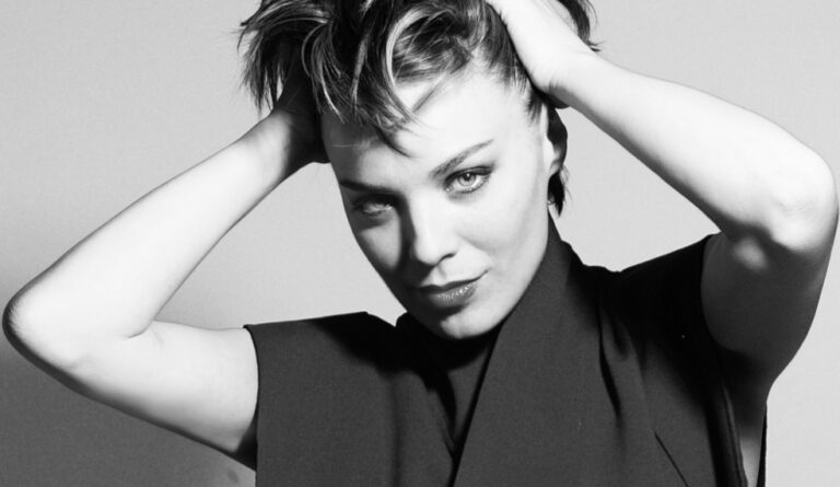 Quem é Gala Rizzatto do tema do Mundial de Clubes