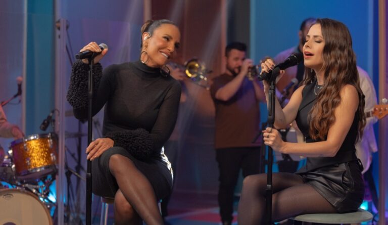 Sandy estreia novo programa como apresentadora no Multishow